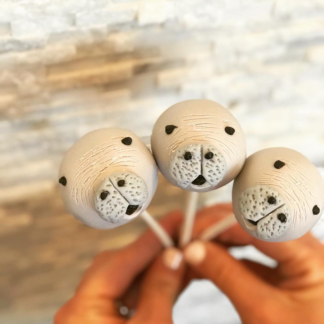 [Updated] 14 Manatee Cake Designs, Images, Toppers in 2024