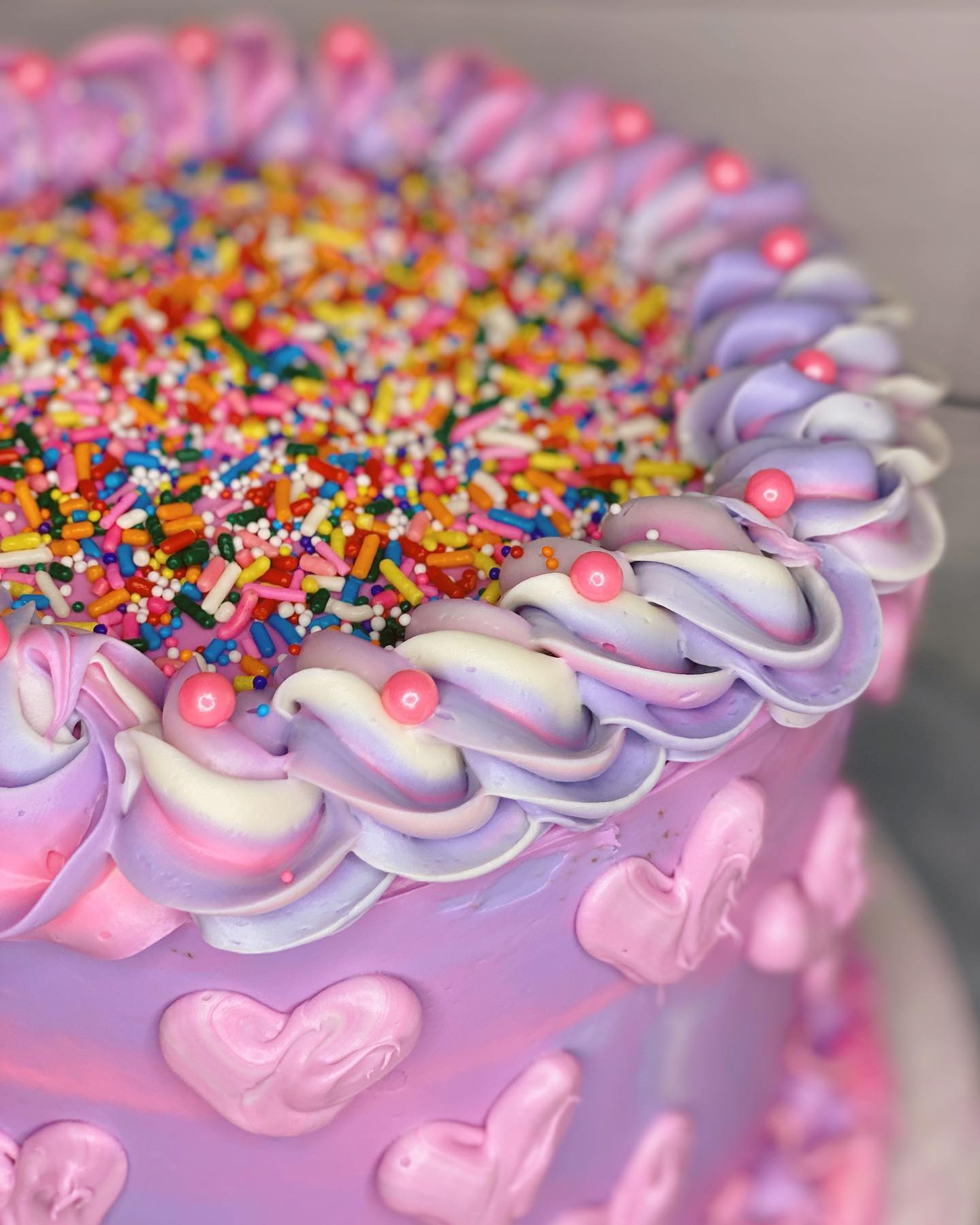 [Latest] 13 Sprinkles Birthday Cake Cupcake Designs Images in 2024