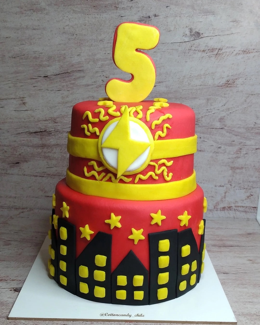 [New] 12 Flash Cake Designs, Ideas, Toppers, Decorations in 2024