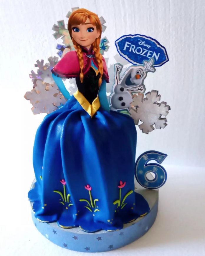 [New Designs] 17 Frozen Disney Anna Cake Designs for Birthday in 2024