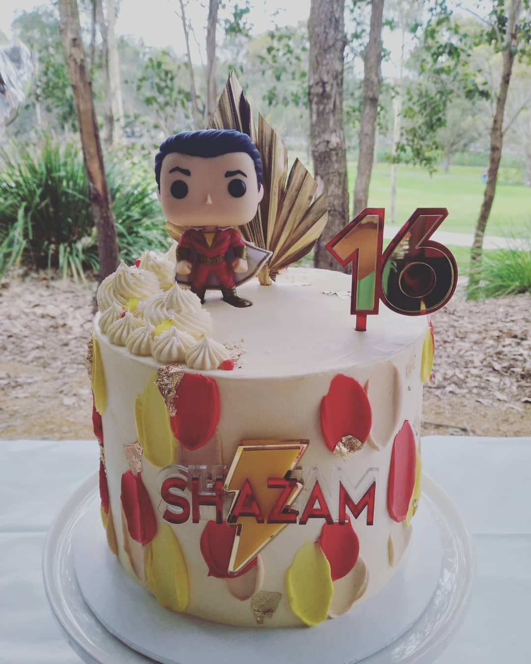 [New] 20 Shazam Cake Designs for Birthdays and Events in 2024