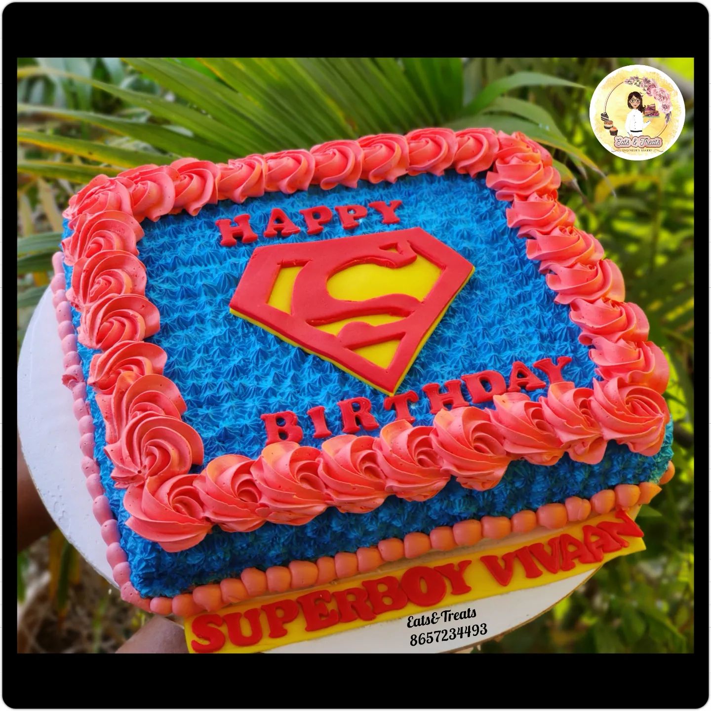 [New Designs] 15 Superman Cake Designs and Decoration Ideas in 2024