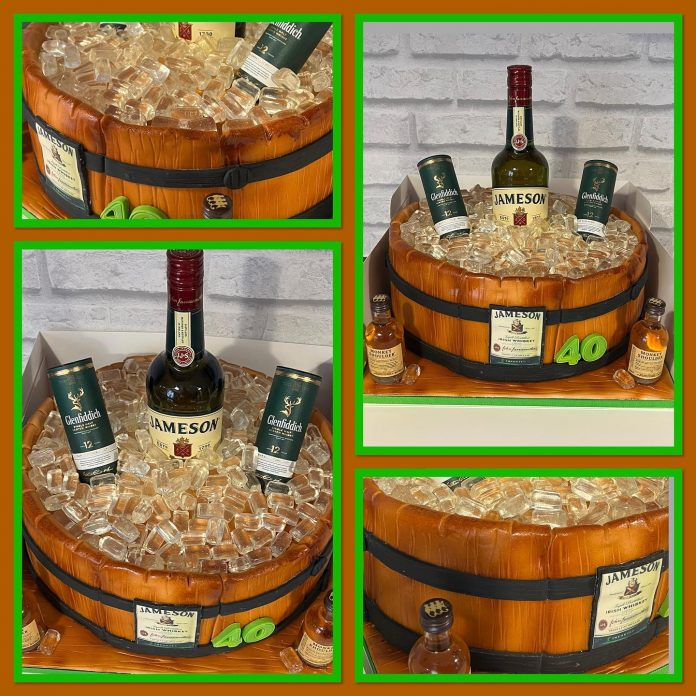 [Updated] 16 Alcohol Cake Design Ideas Decorations Toppers in 2024