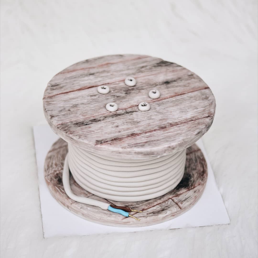 15 Cable Cake Designs Decorations in 2024