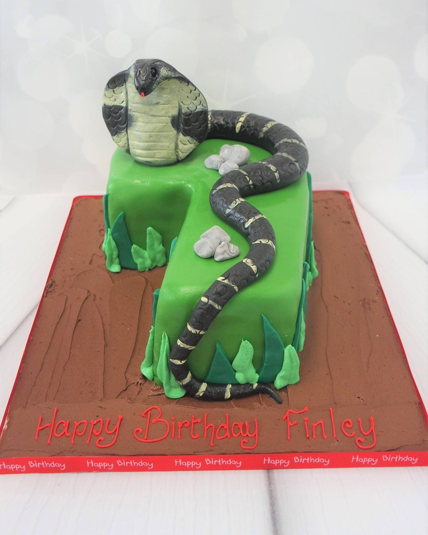 [Updated] 14 Cobra Cake Design for Friend Birthday in 2024
