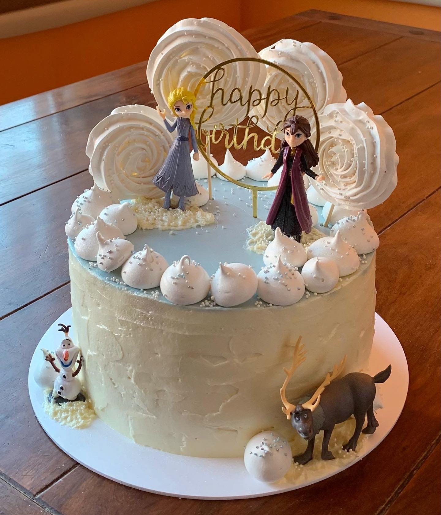 [Latest] 14 Disney Elsa Doll Cake Designs Decoration Ideas in 2024