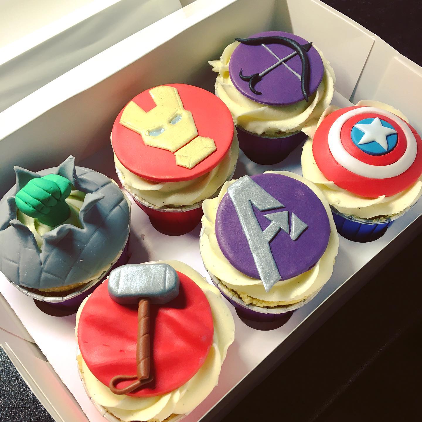[New Designs] 12 Hawkeye Cake Designs Toppers Images in 2023