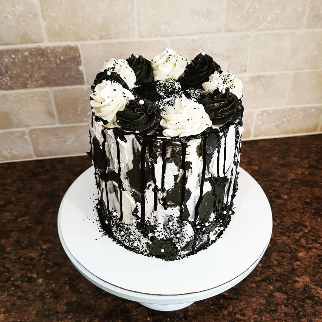 15 Skunk Cake Designs Decorations in 2024