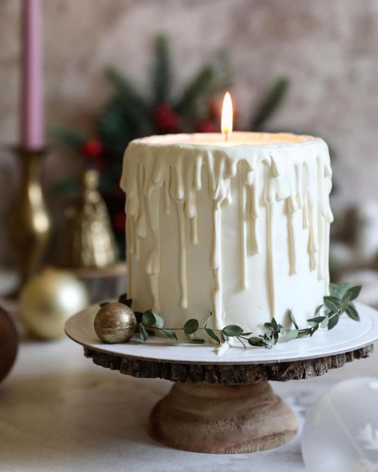 [Updated] 14 Candle Cake Designs Photos Images in 2024