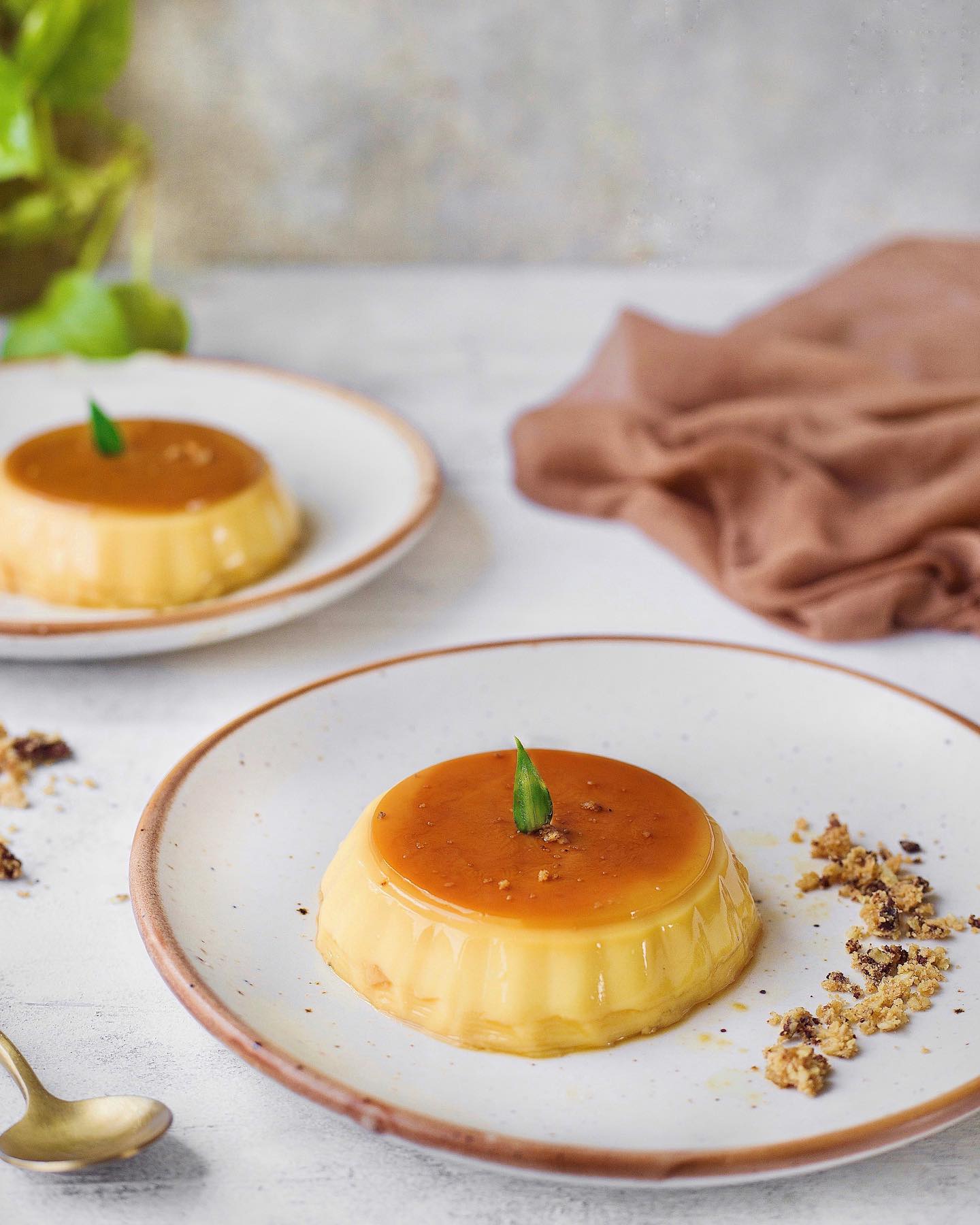 14 Caramel Cake Designs Images Toppers in 2024