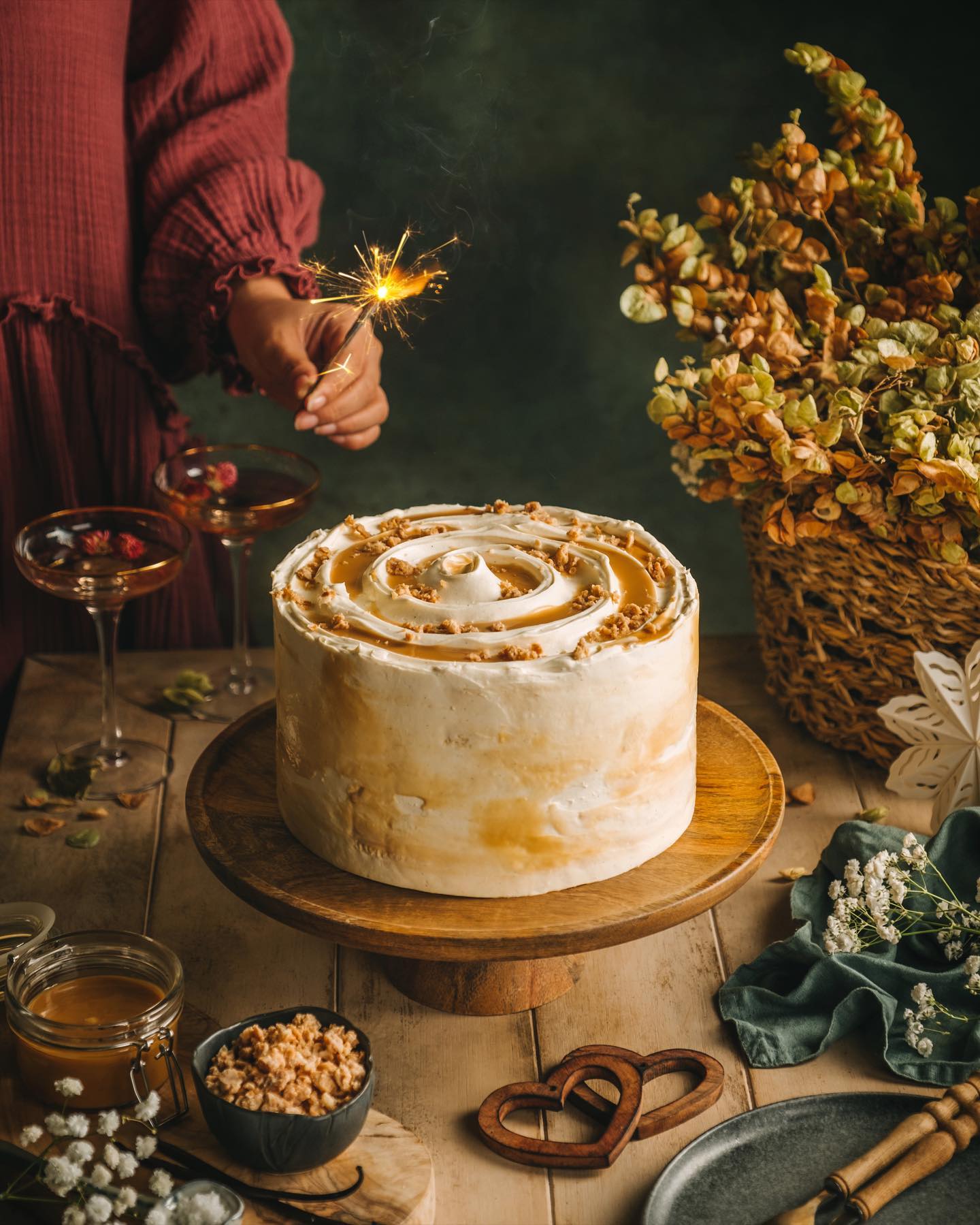 14 Caramel Cake Designs Images Toppers in 2024