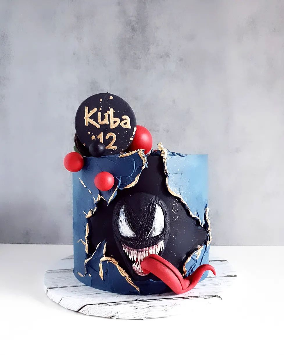 14 Venom Cake Designs Toppers in 2024