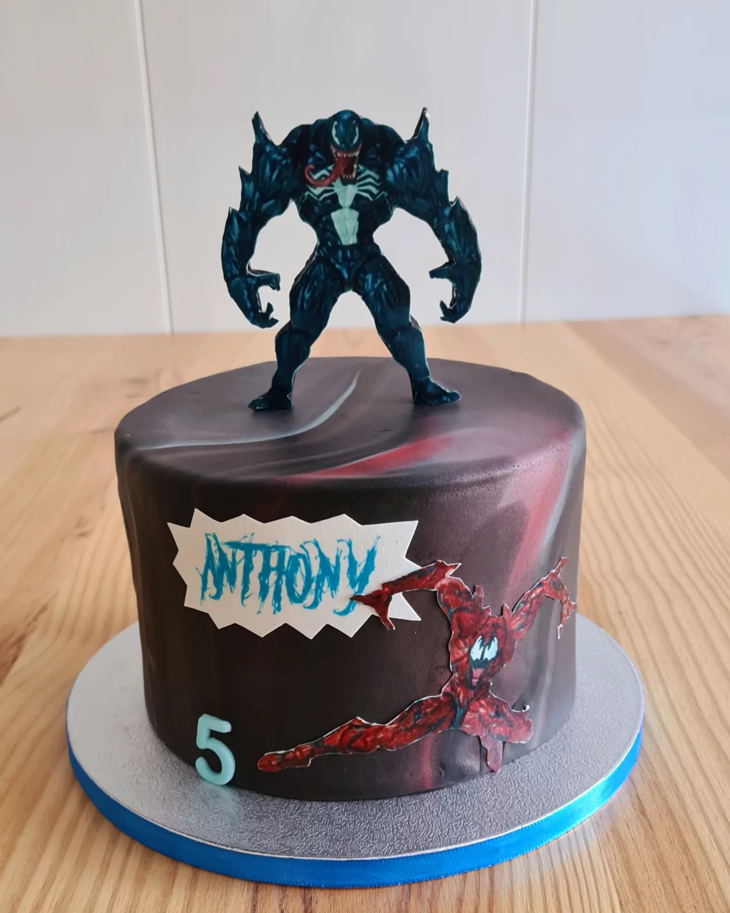 14 Venom Cake Designs Toppers in 2024