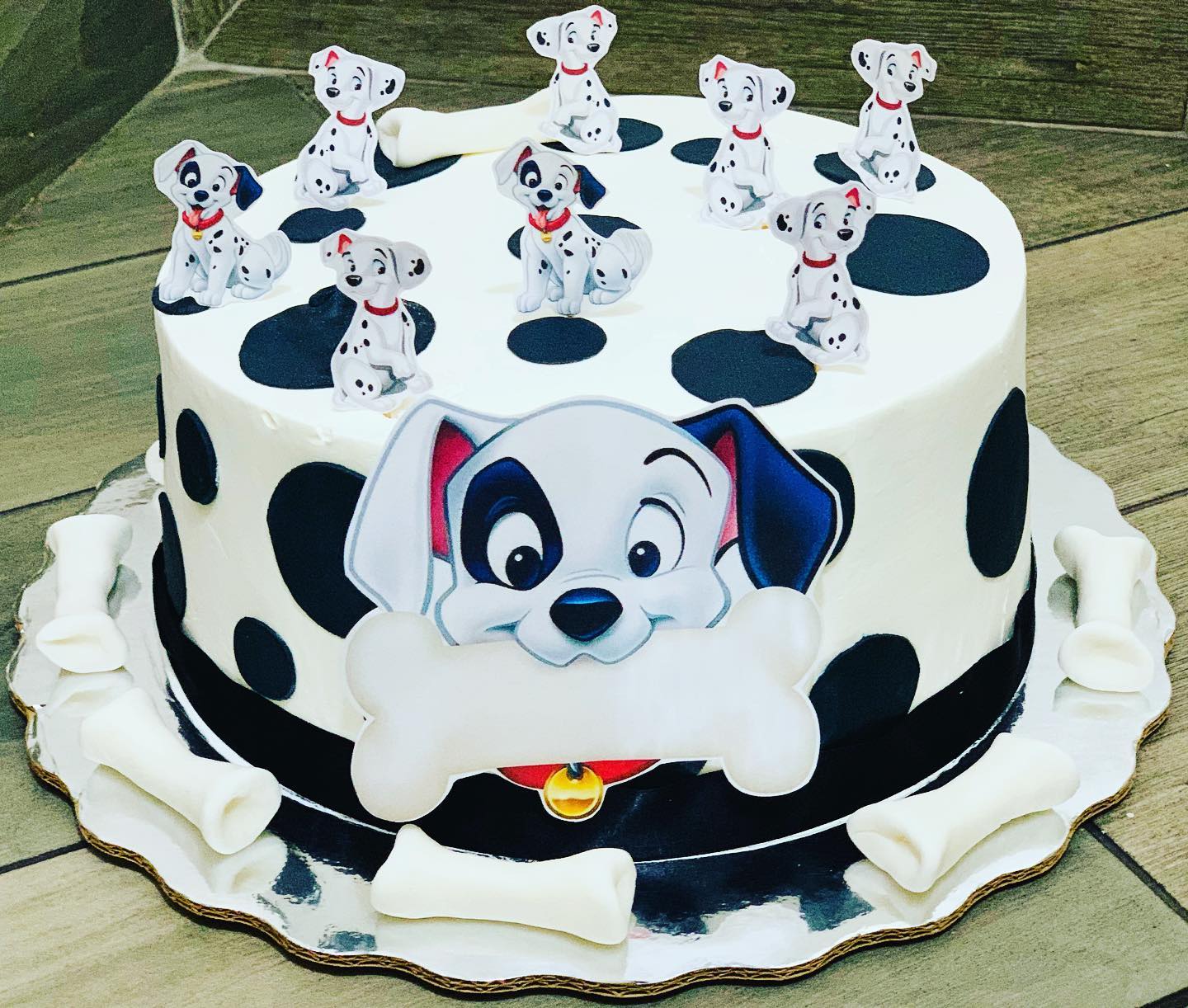 [Latest] 101 Dalmatians Cake Designs Ideas in 2024