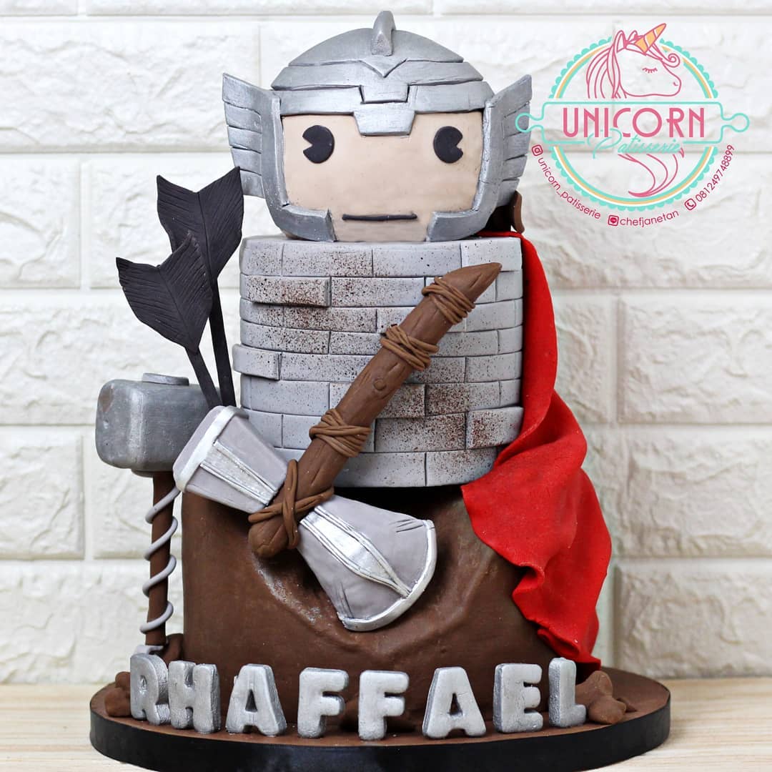 [Latest] 15 Thor Cake Designs Ideas for Birthdays in 2024