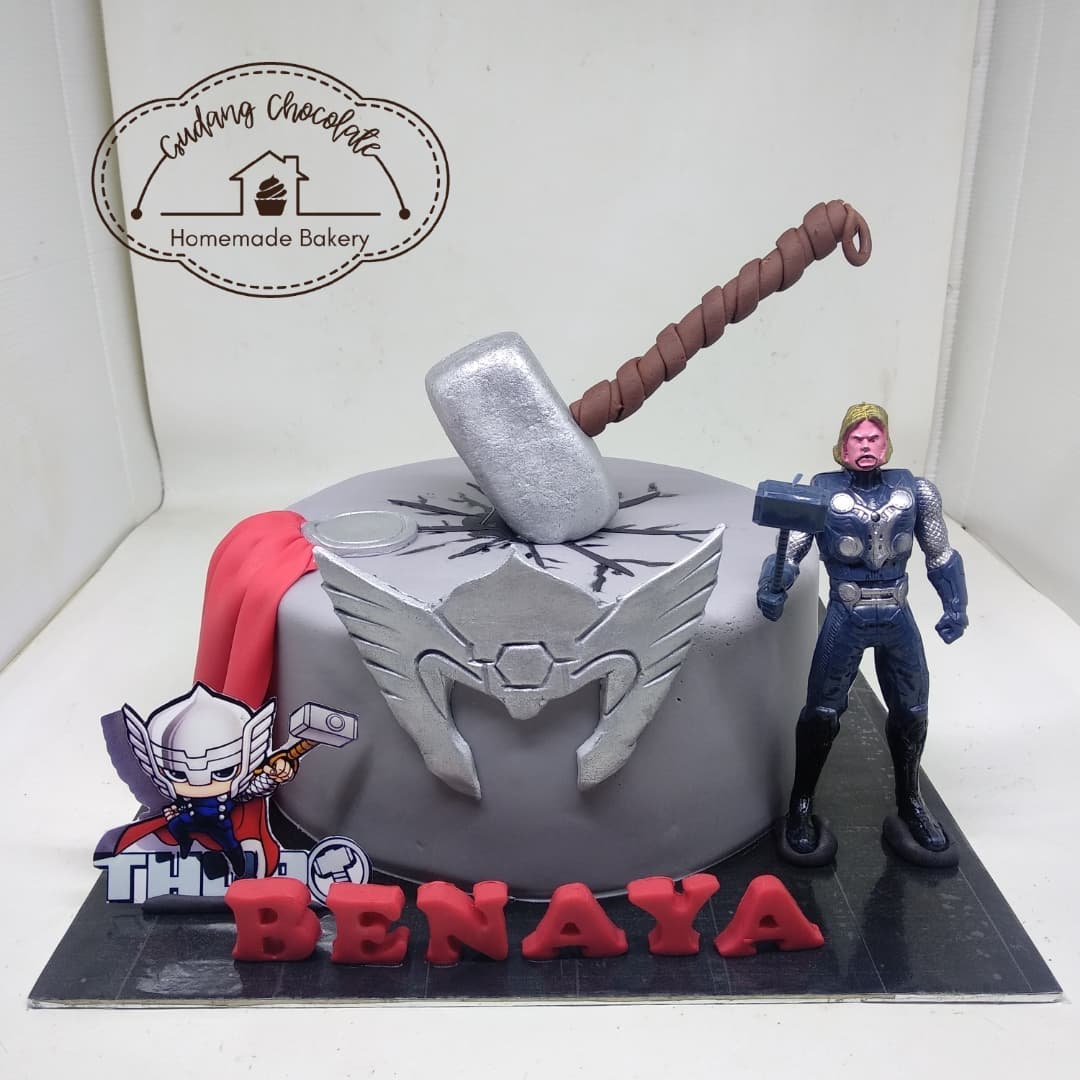 [Latest] 15 Thor Cake Designs Ideas for Birthdays in 2024