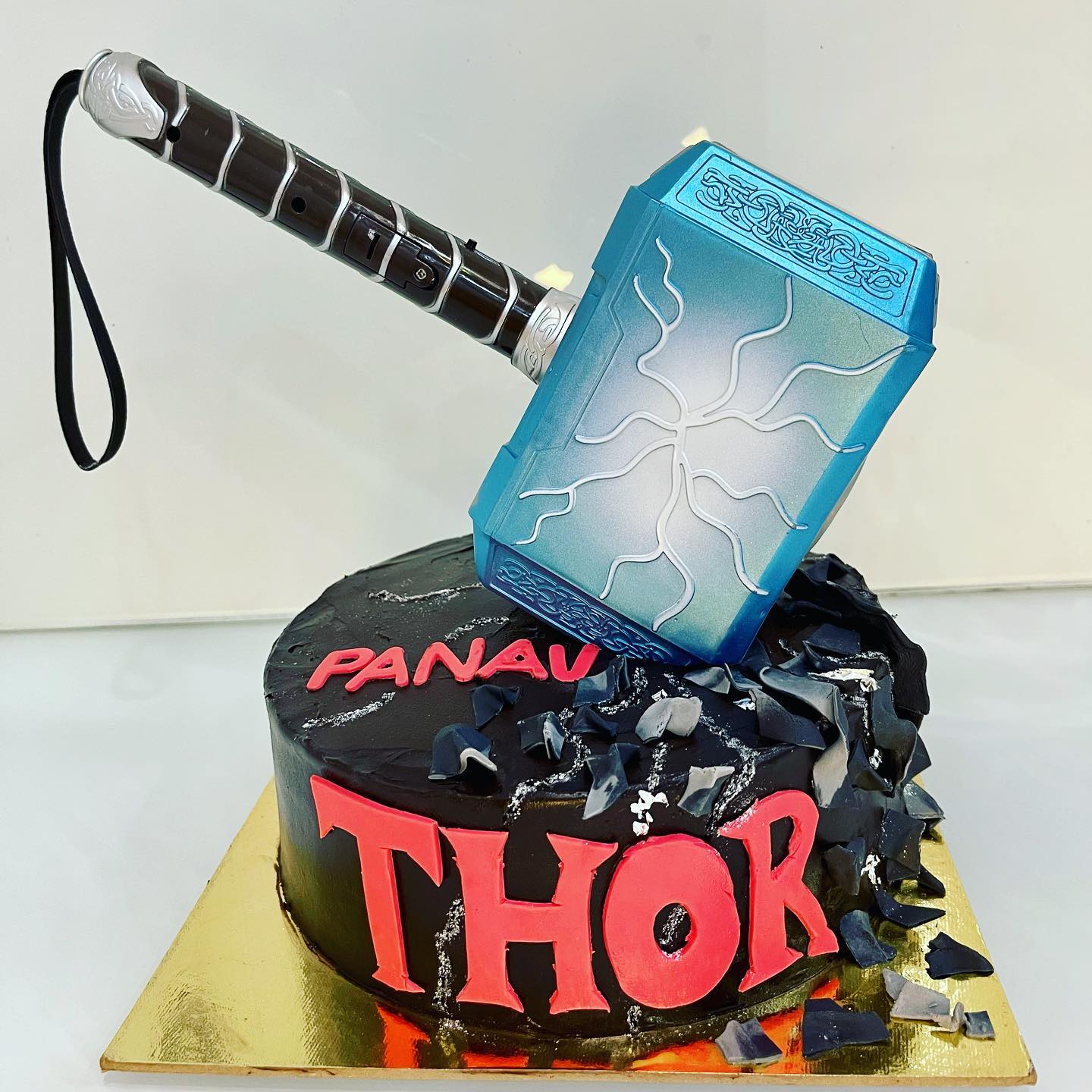 [Latest] 15 Thor Cake Designs Ideas for Birthdays in 2024