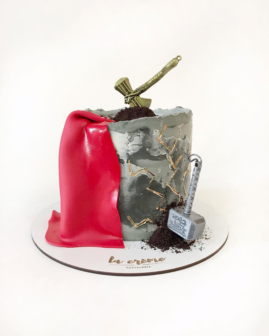 [Latest] 15 Thor Cake Designs Ideas for Birthdays in 2024