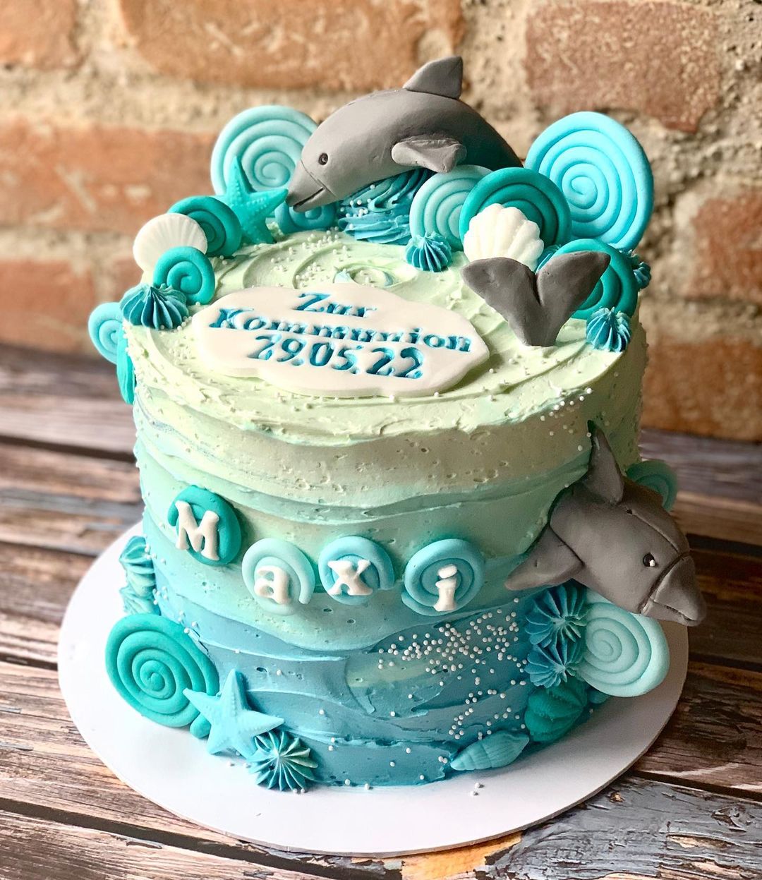 [Latest] 15 Dolphin Cake Designs Ideas Decorations in 2023