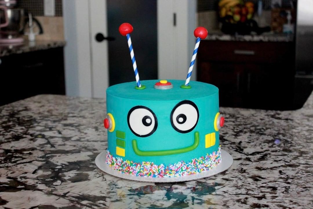[Latest] 15 Robot Cake Designs Ideas Decorations in 2024