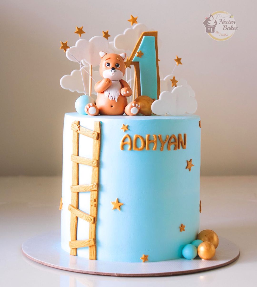 [New Designs] 12 Star Cake Designs Ideas in 2024