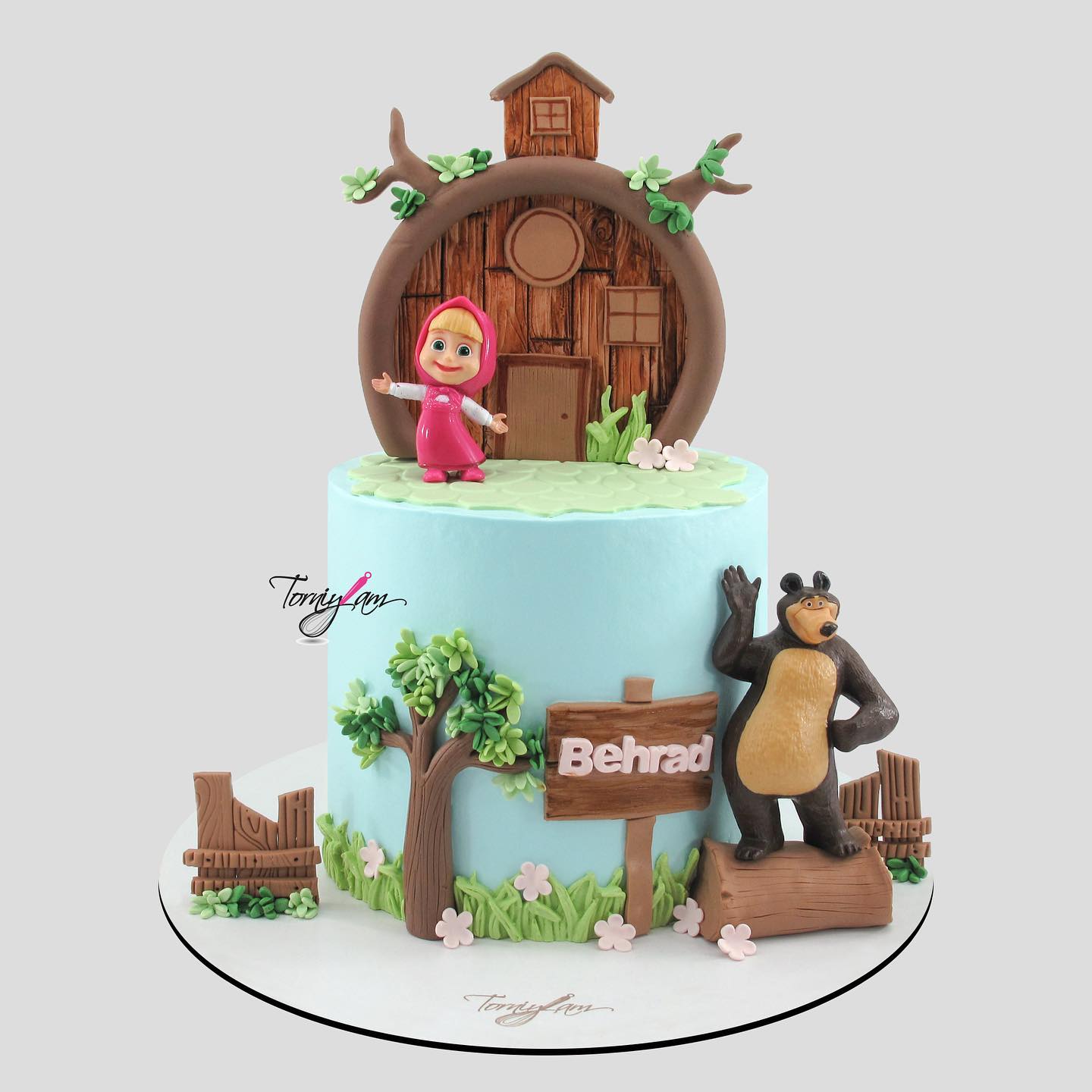 [Updated] 14 Masha Cake Designs Ideas Decorations in 2024