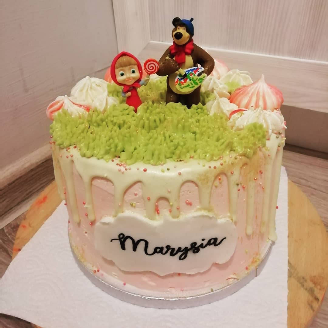 [Updated] 14 Masha Cake Designs Ideas Decorations in 2024