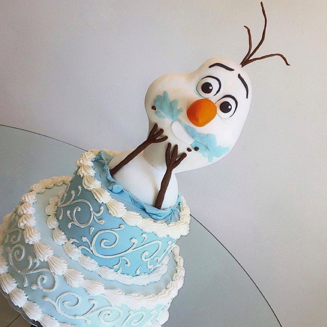 [New Designs] 15 Olaf Cake Designs for your Kid in 2024