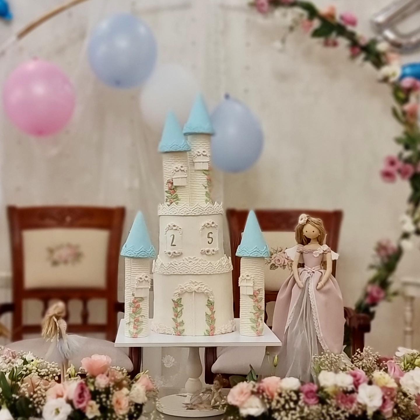 [Updated] 17 Cinderella Cake Designs Ideas Decorations in 2024