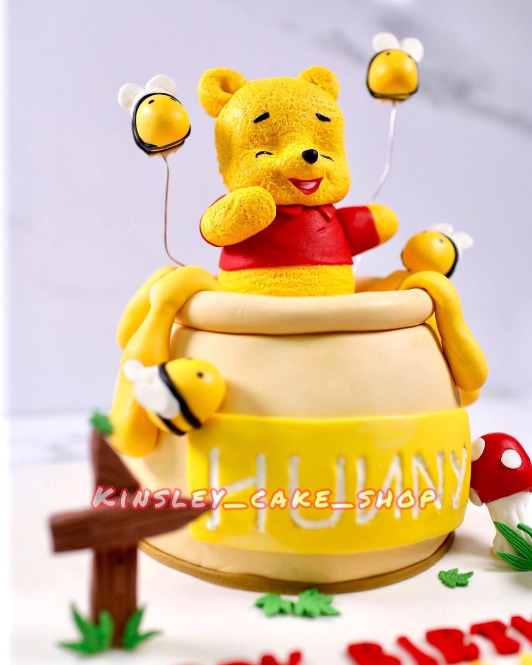[New] 17 Winnie The Pooh Cake Designs Ideas in 2024