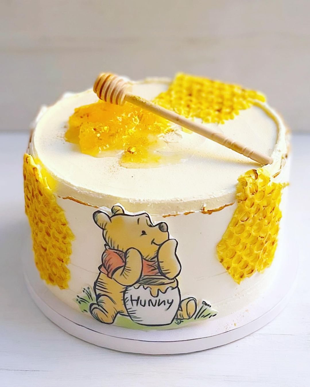 [New] 17 Winnie The Pooh Cake Designs Ideas in 2024
