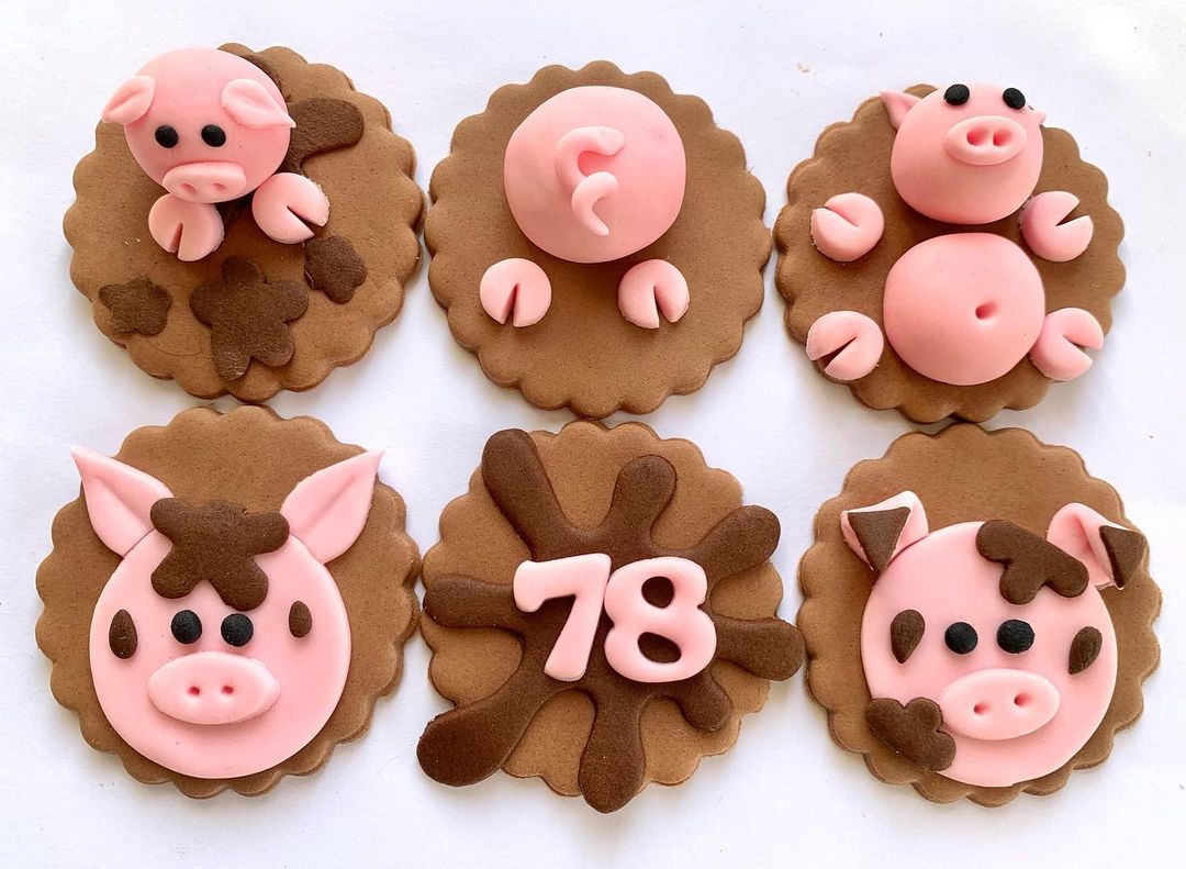 [Latest] 12 Piglet Cake Designs Ideas Decorations in 2024