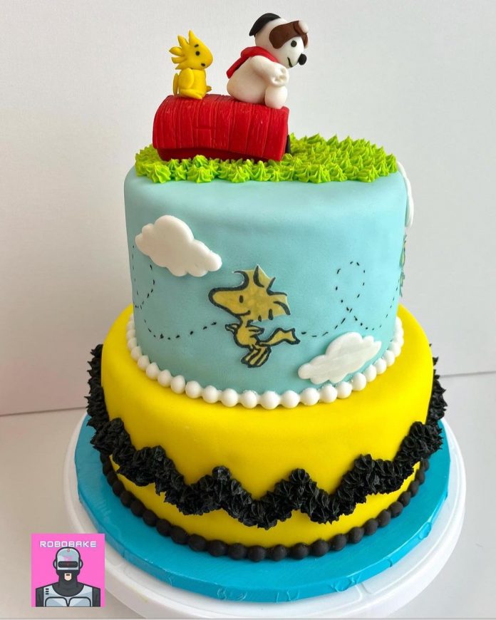 [Latest] 12 Snoopy Cake Designs Ideas Decorations in 2024