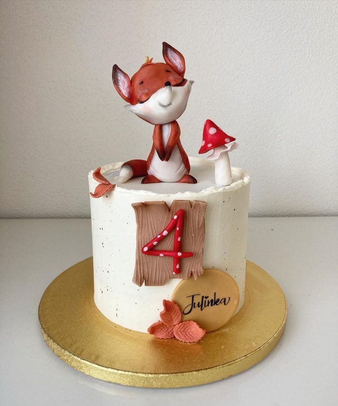 [Updated] 18 Fox Cake Designs Ideas Decorations in 2024
