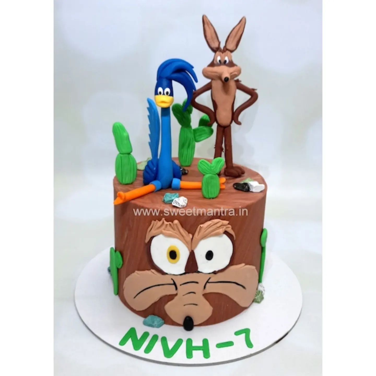 17 Coyote Cake Designs and Decoration Ideas in 2024